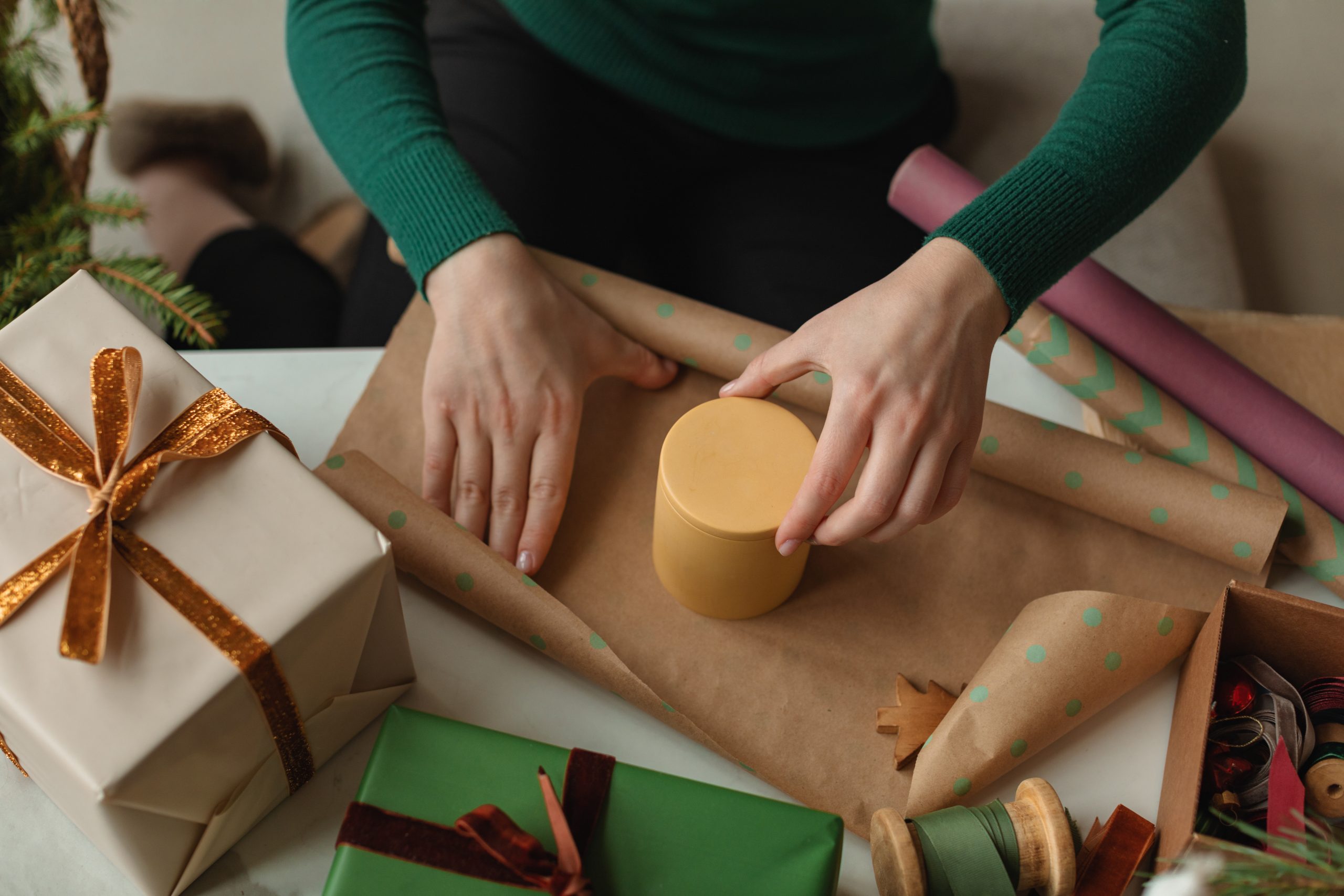 How to Wrap Round Gifts - MyRegistry.com